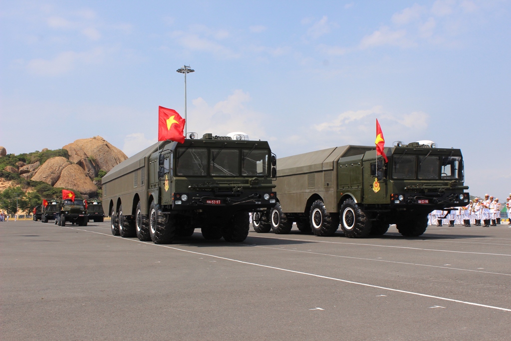 Chiêm ngưỡng 5 “quả đấm thép” của Hải quân Việt Nam