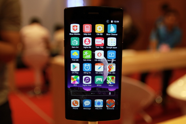 Bkav Bphone 2 sẽ được phân phối qua hệ thống Thế Giới Di Động | Thị ...