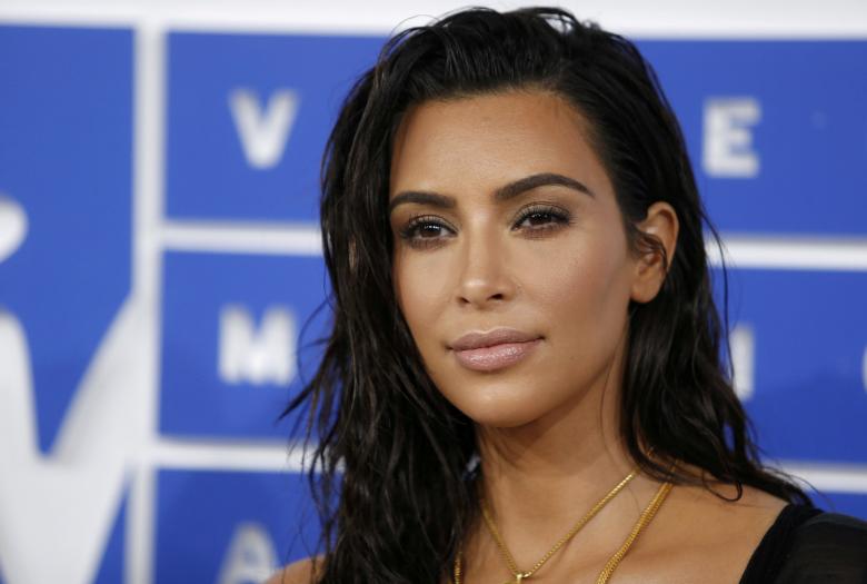 Sau bị cướp, Kim Kardashian tham gia phim về cướp