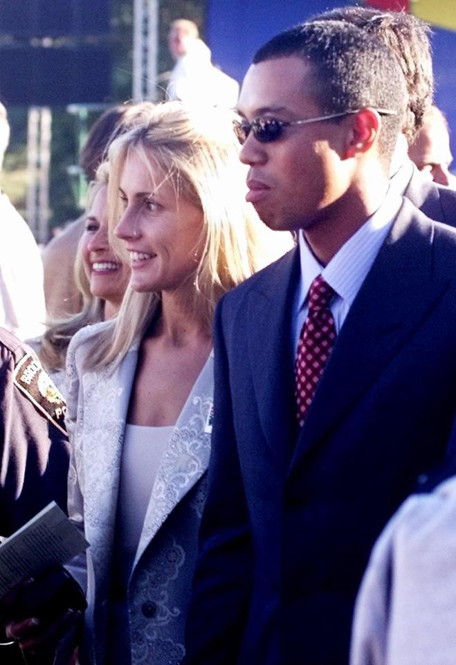 Những người đẹp từng qua tay sao nghiện sex Tiger Woods - Báo Người lao ...