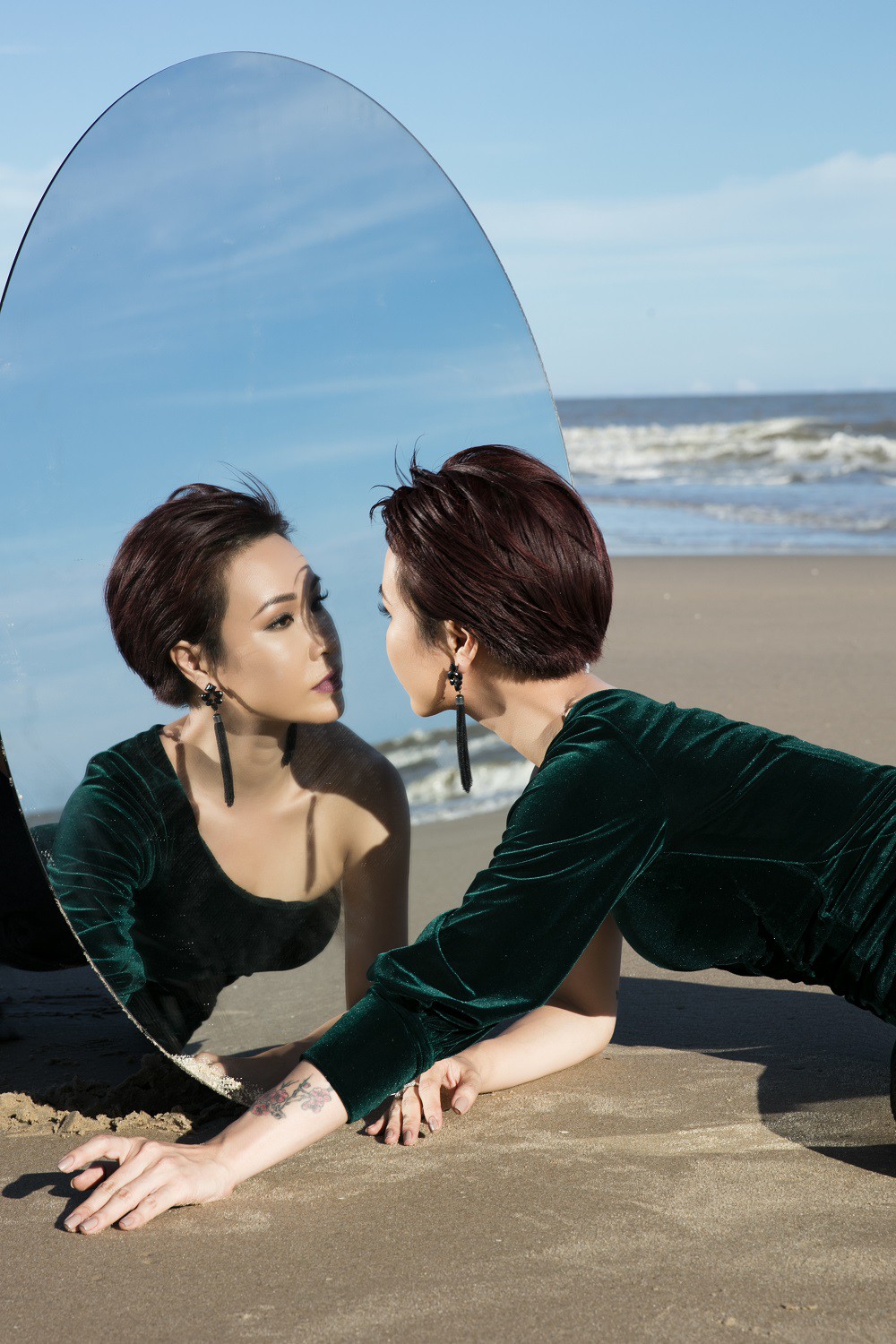 Uyên Linh thản nhiên không quan tâm danh hiệu diva - Báo Người lao động