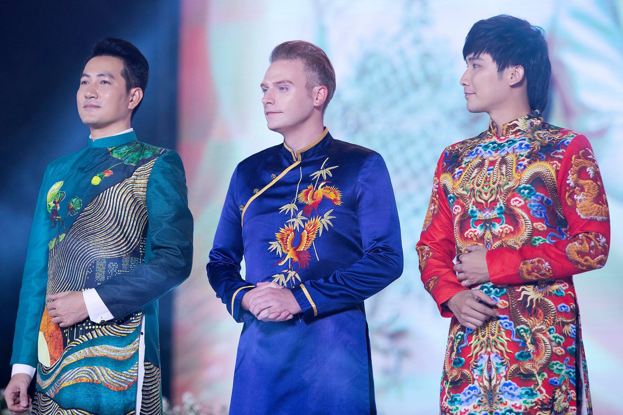 Ca sĩ Kyo York "Tôi yêu áo dài Việt Nam"