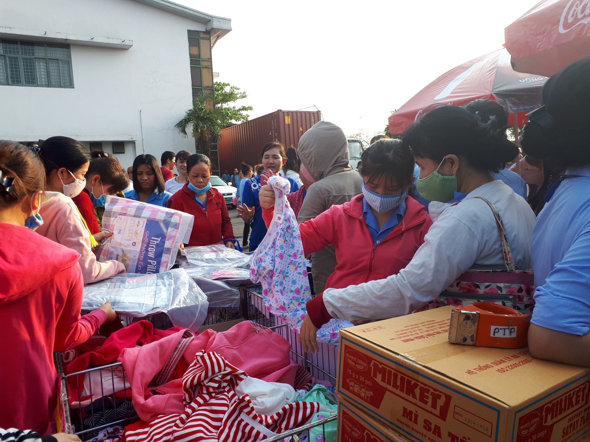 Công nhân Công ty TNHH Sambu Vina Sports vui “Tháng Công nhân”