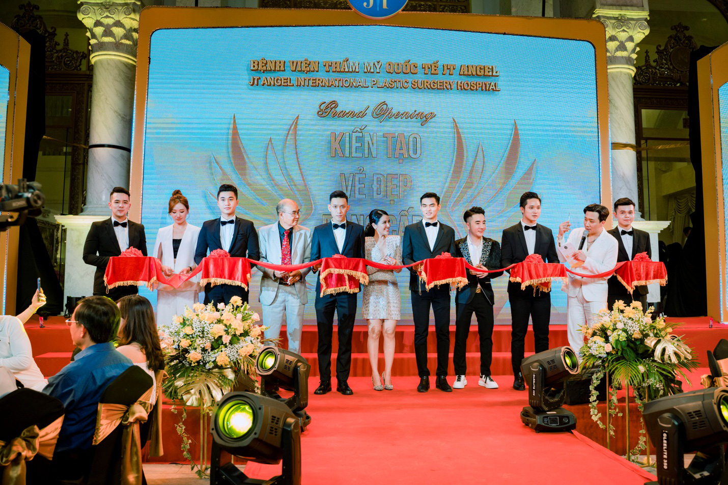 Bệnh viện thẩm mỹ JT Angel cộng tác với bác sĩ có y đức tốt để phụng sự ...