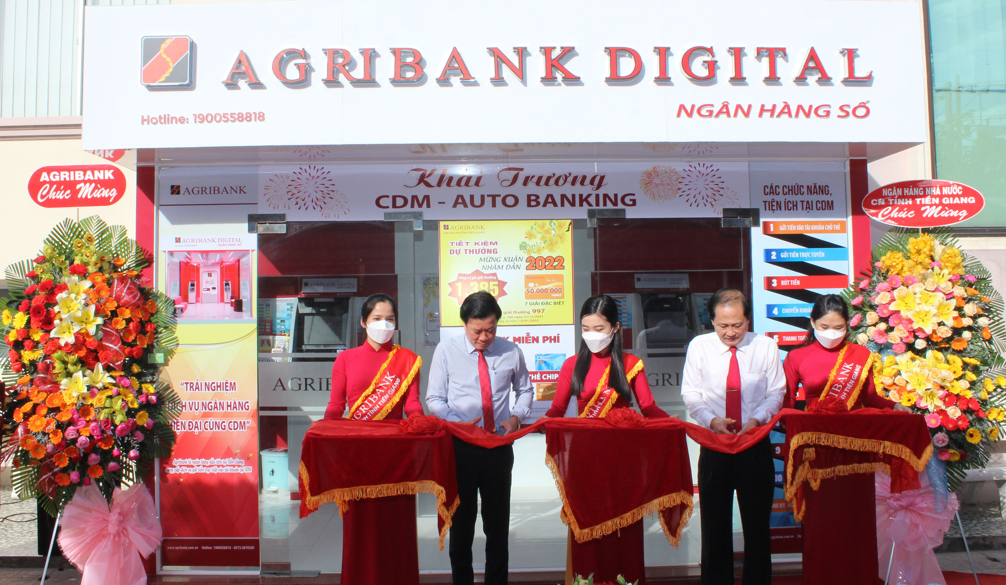 Agribank Tiền Giang đưa vào hoạt động 2 CDM Agribank Digital – Auto Banking