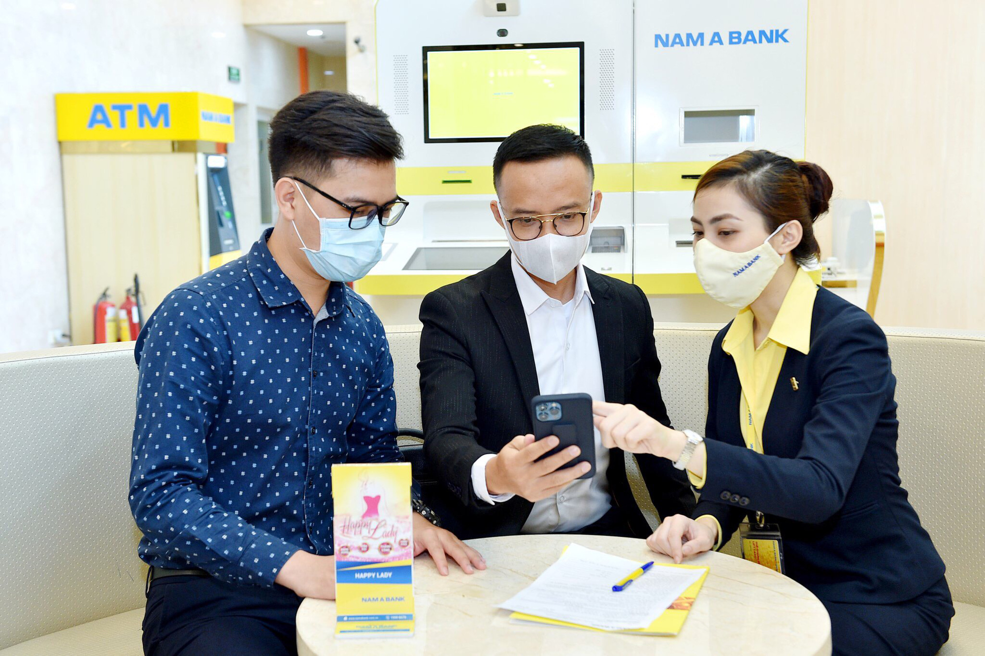 Nam A Bank tiên phong thực hiện chuyển khoản nhanh NAPAS 247 bằng mã QR