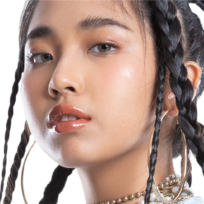 Hàng loạt người nổi tiếng bị điều tra vì bài đăng về vắc-xin