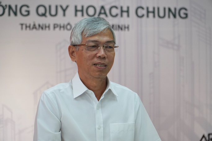 TP HCM thi tuyển cán bộ