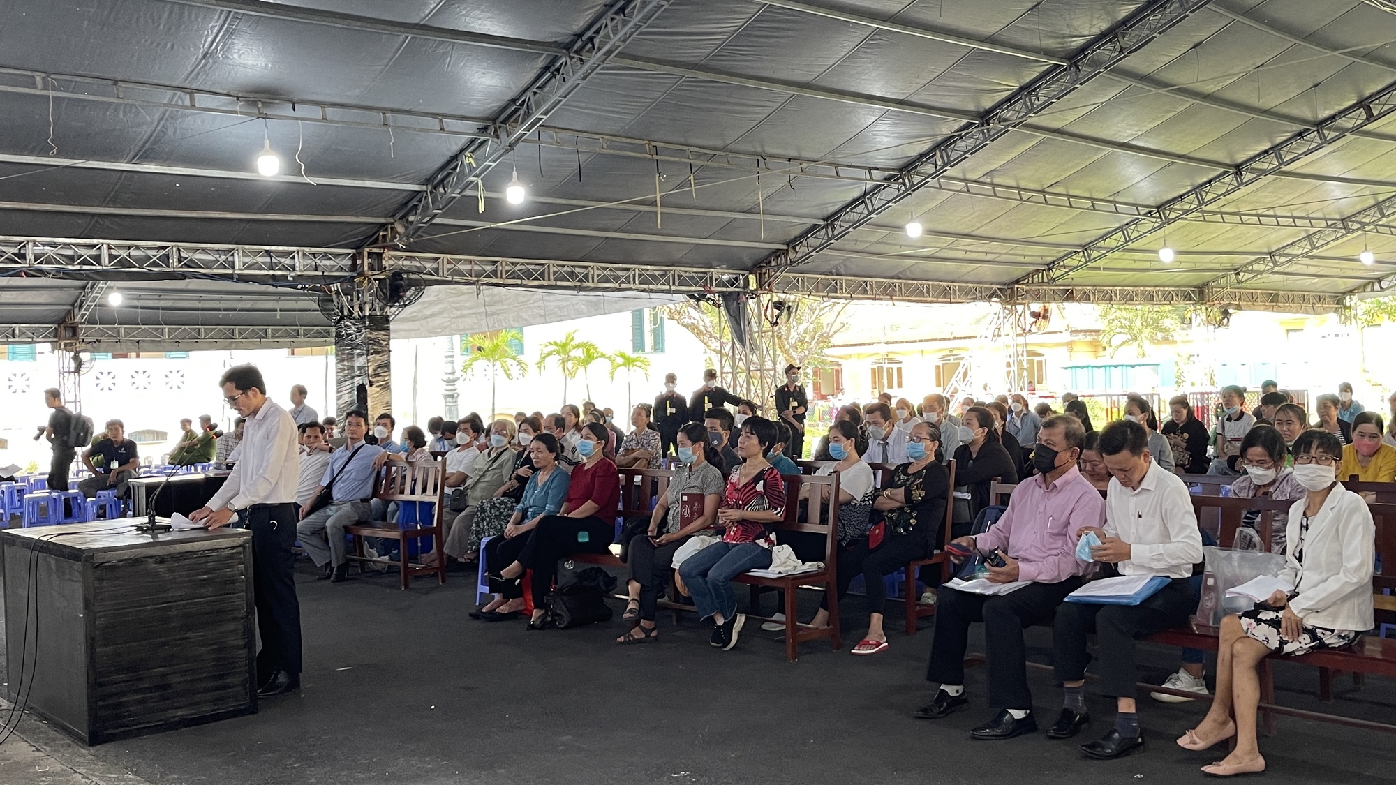 Xét xử cựu CEO công ty Alibaba: Tình cảnh trớ trêu của bị hại