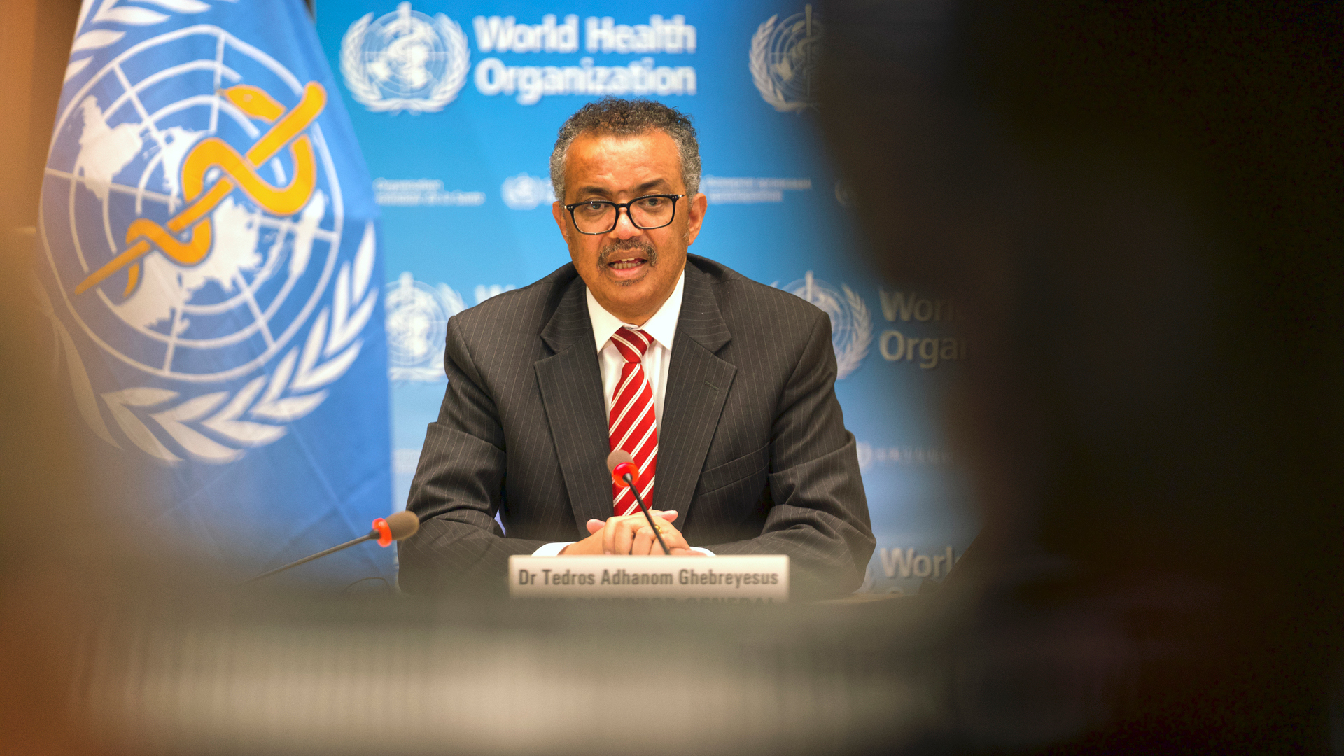 COVID-19 đảo chiều ở châu Á, WHO "mập mờ" thời điểm kết thúc đại dịch