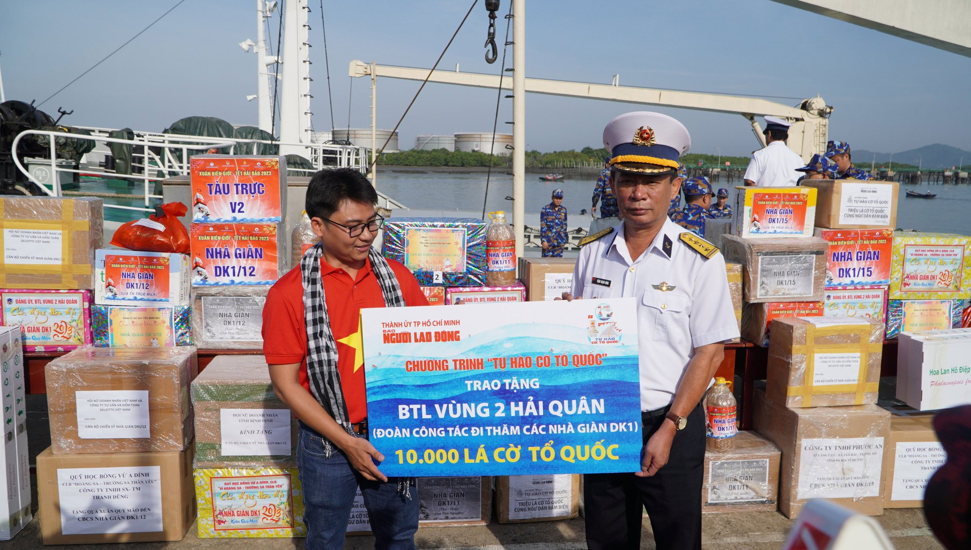 Đưa xuân ra Nhà giàn DK1