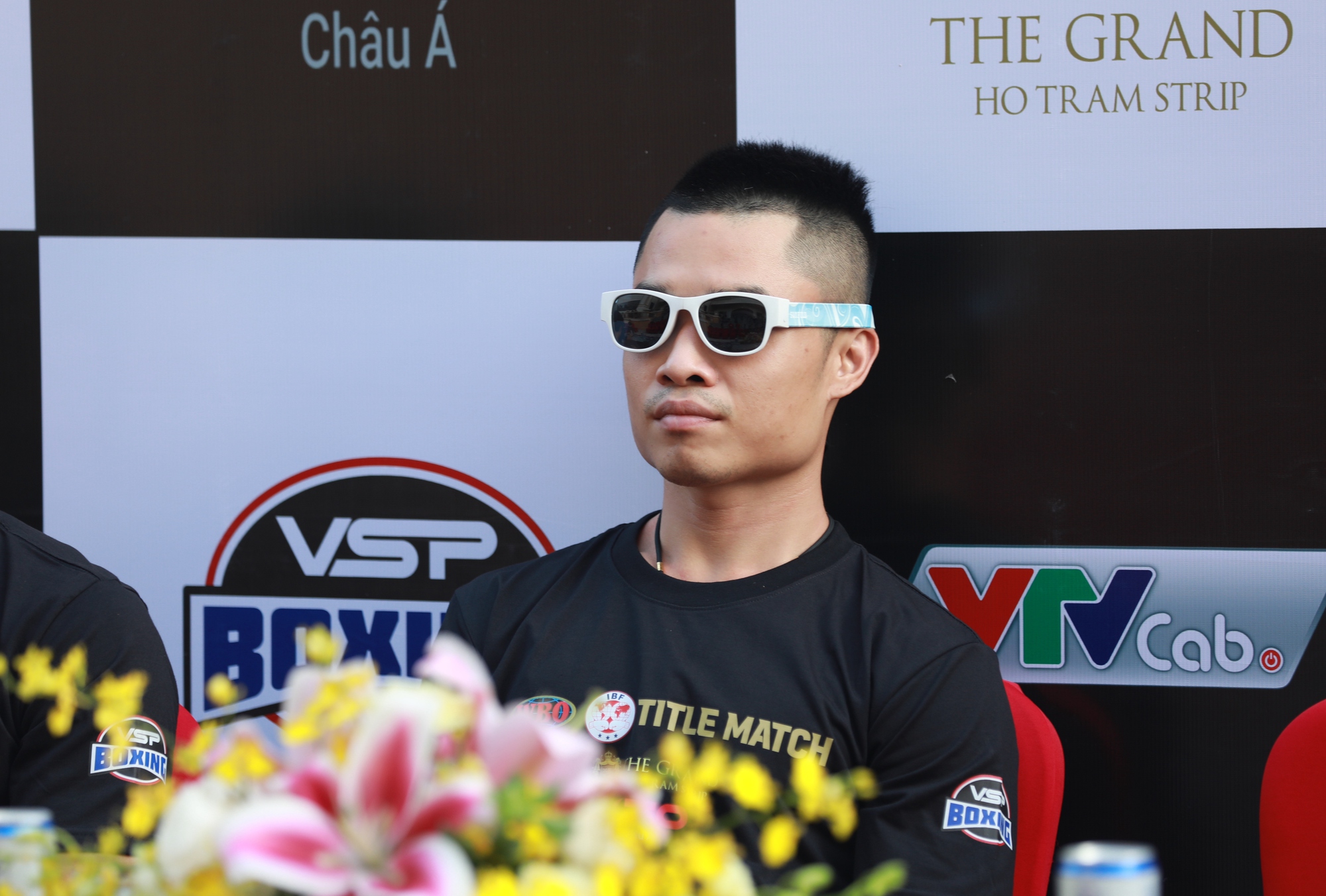 Võ sĩ boxing Việt chưa thượng đài đã mất đai