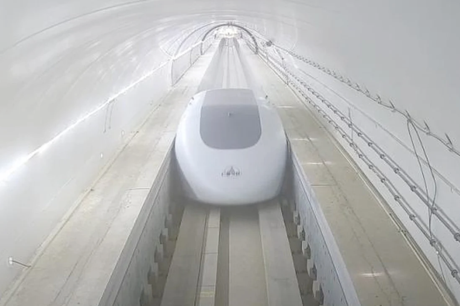 Trung Quốc thử nghiệm tàu siêu tốc có thể nhanh ngang máy bay