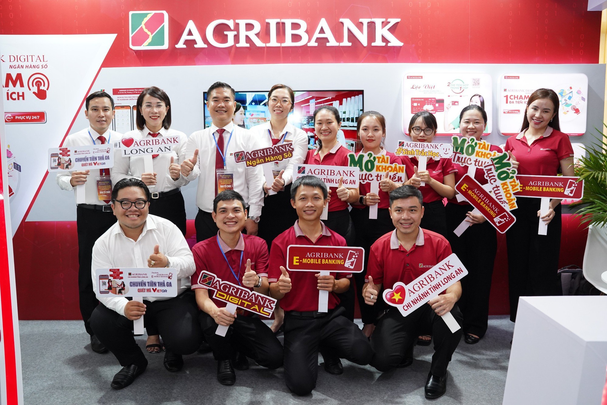Agribank đồng hành cùng Ngày Chuyển đổi số Quốc gia