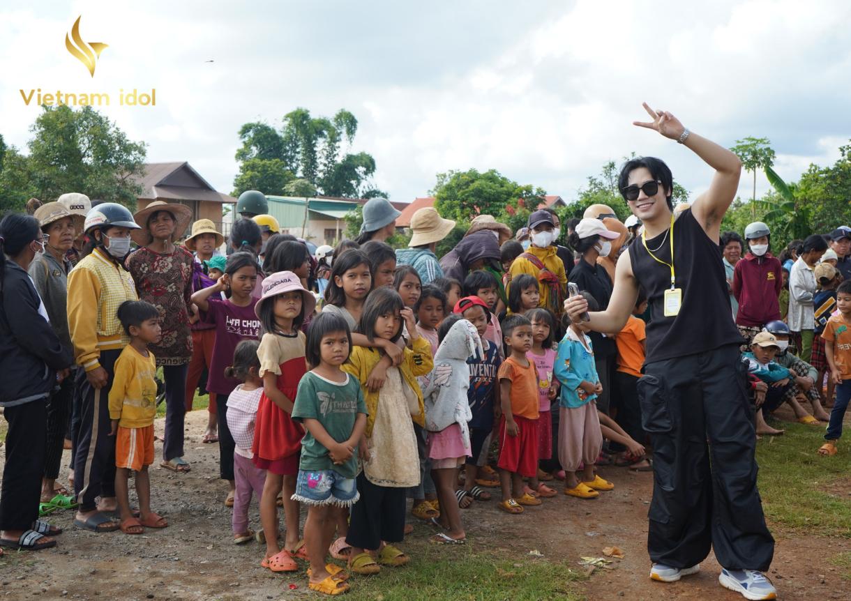 Tolik Dương - Thành công đến từ những bước đi