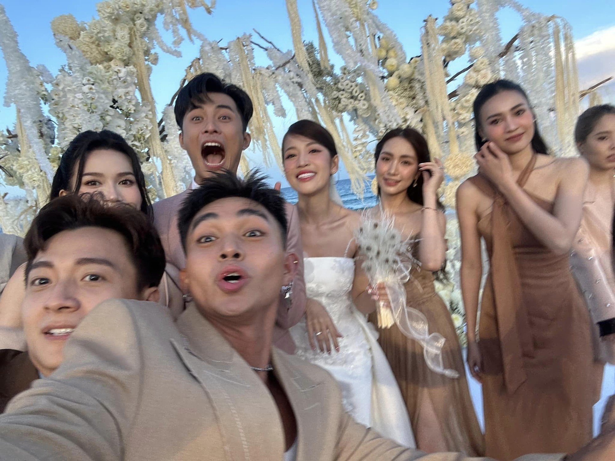 Đám cưới ngọt ngào của Puka - Gin Tuấn Kiệt