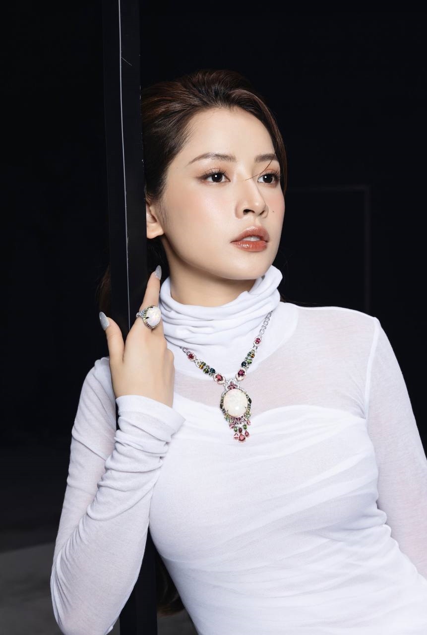 Chi Pu: "Mong mọi người luôn tin chính mình, ngày tháng khó khăn sẽ sớm ...