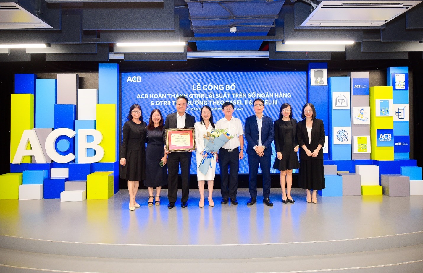 ACB hoàn thành khung quản lý rủi ro lãi suất và thị trường theo chuẩn ...