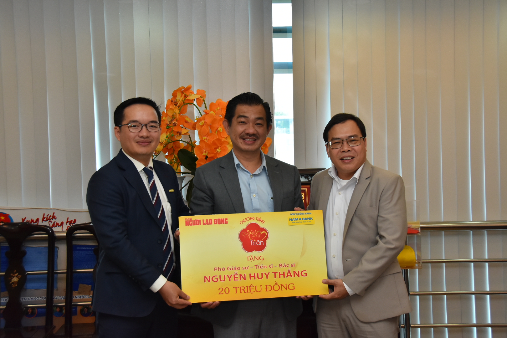 "Mai Vàng tri ân" đến với PGS-TS-BS Nguyễn Huy Thắng – bàn tay vàng ...