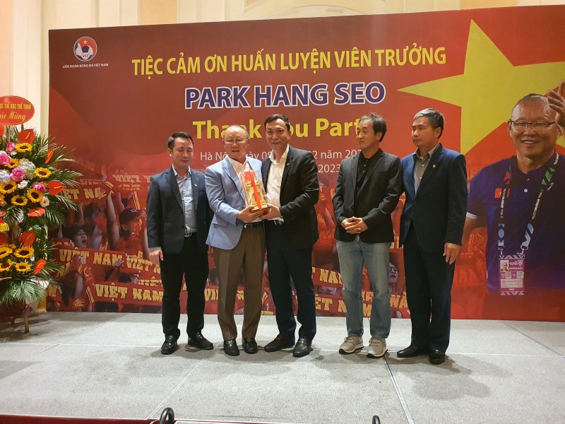VFF tri ân HLV Park Hang-seo trước ngày chia tay