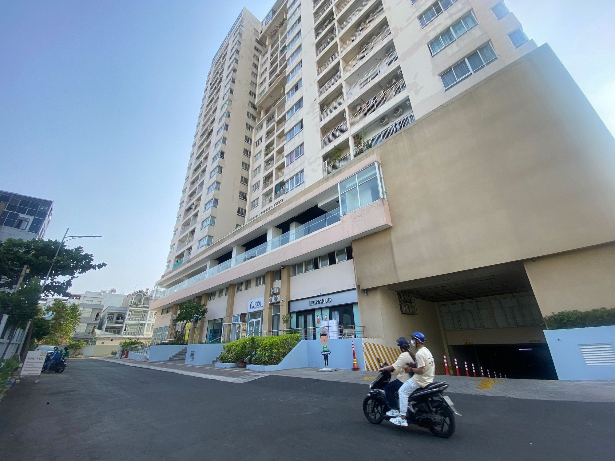 Giải quyết sớm chuyện sổ hồng chung cư