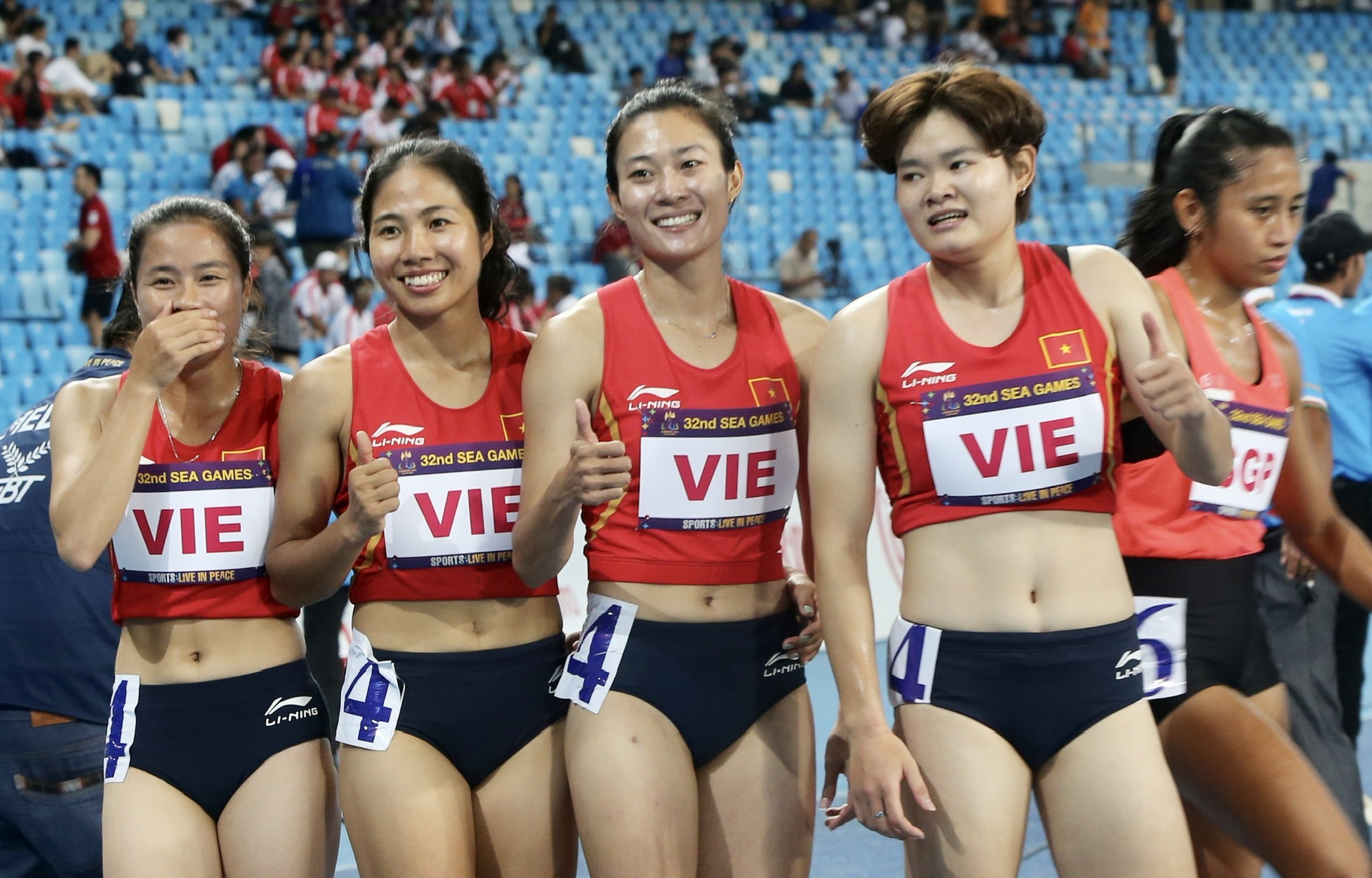 Nhật ký SEA Games 32 ngày 10-5: Việt Nam dẫn đầu bảng tổng sắp huy chương