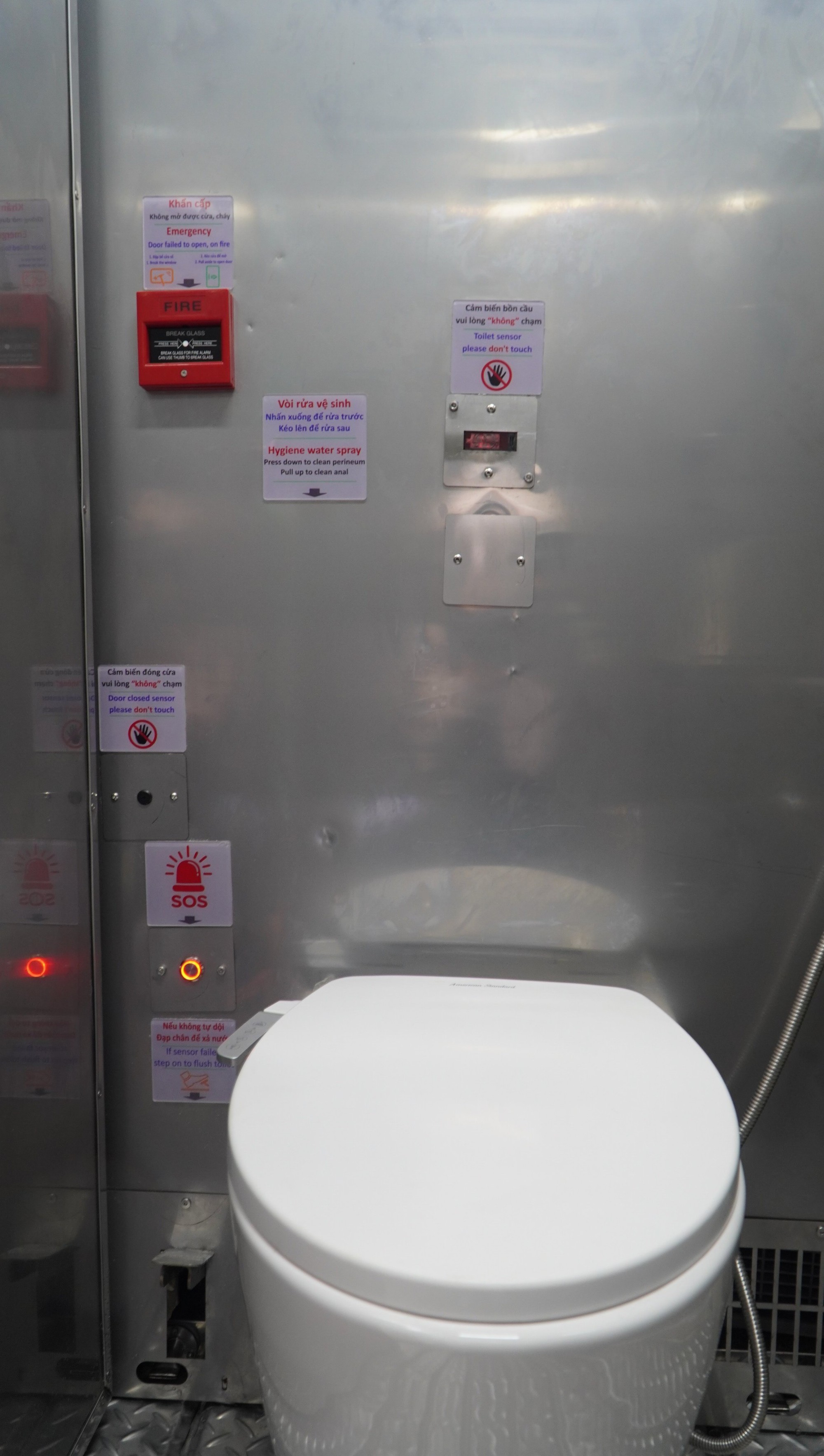 Cận cảnh nhà vệ sinh công cộng "5 sao" sắp phục vụ miễn phí tại TP HCM