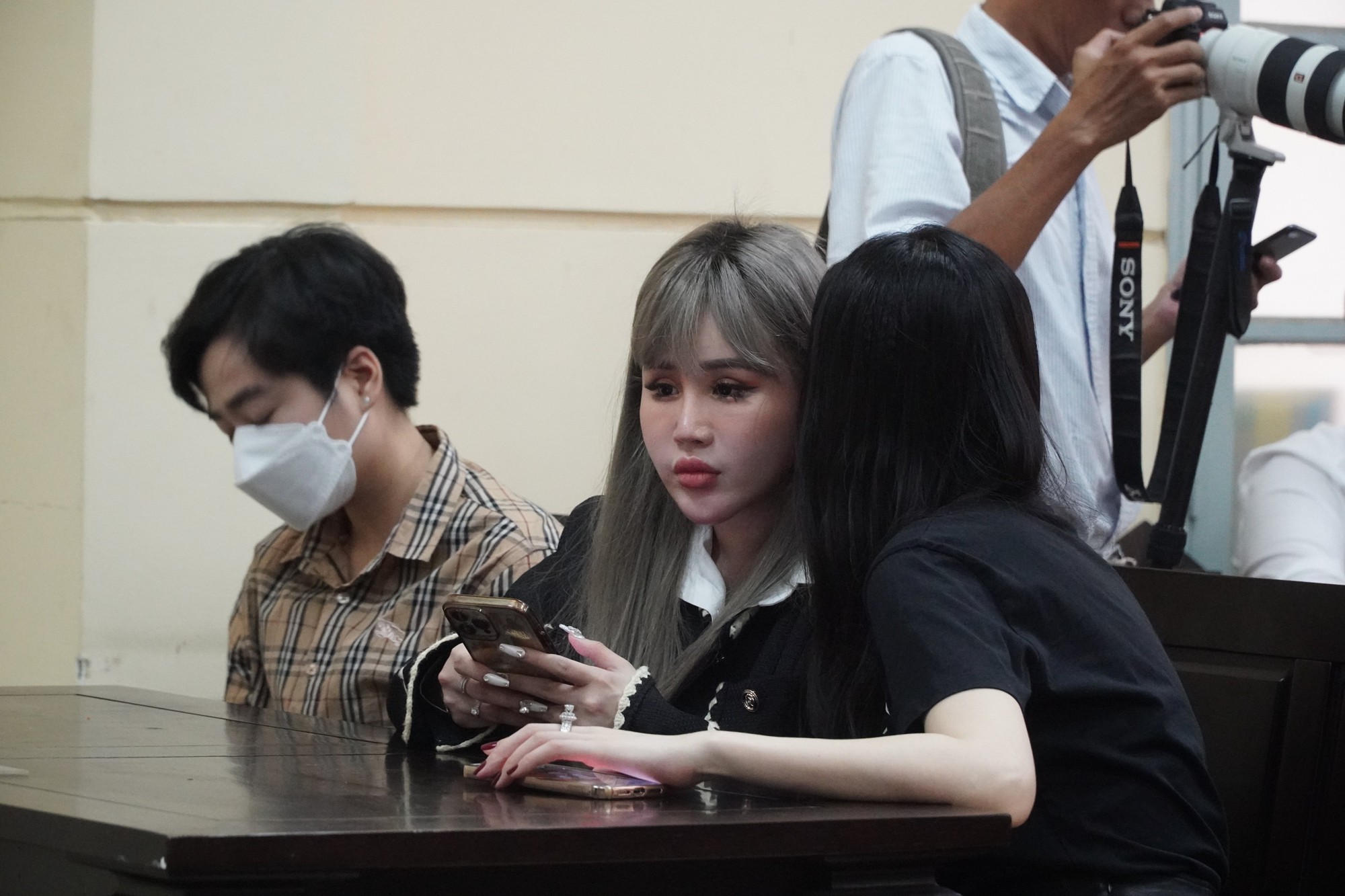 Xét xử Trang Nemo: "Nhân vật chính" nhập viện