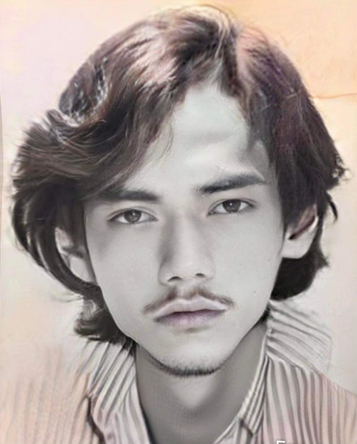 Bức ảnh gây bão cộng đồng mạng của NSND Việt Anh năm 24 tuổi