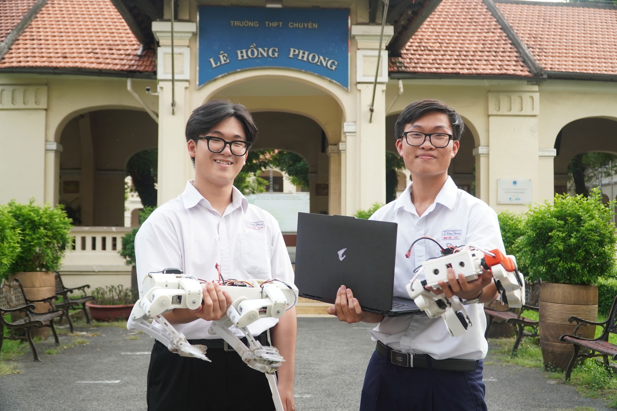 Robot chó cứu hộ tranh tài trên đất Mỹ