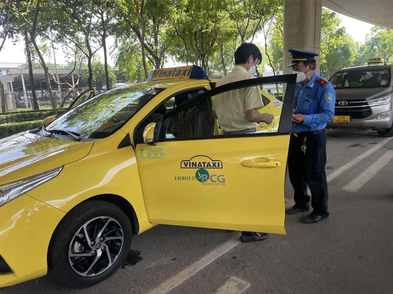 CLIP: Kiểm tra hàng loạt taxi sau vụ "thổi cước" gấp 10 lần