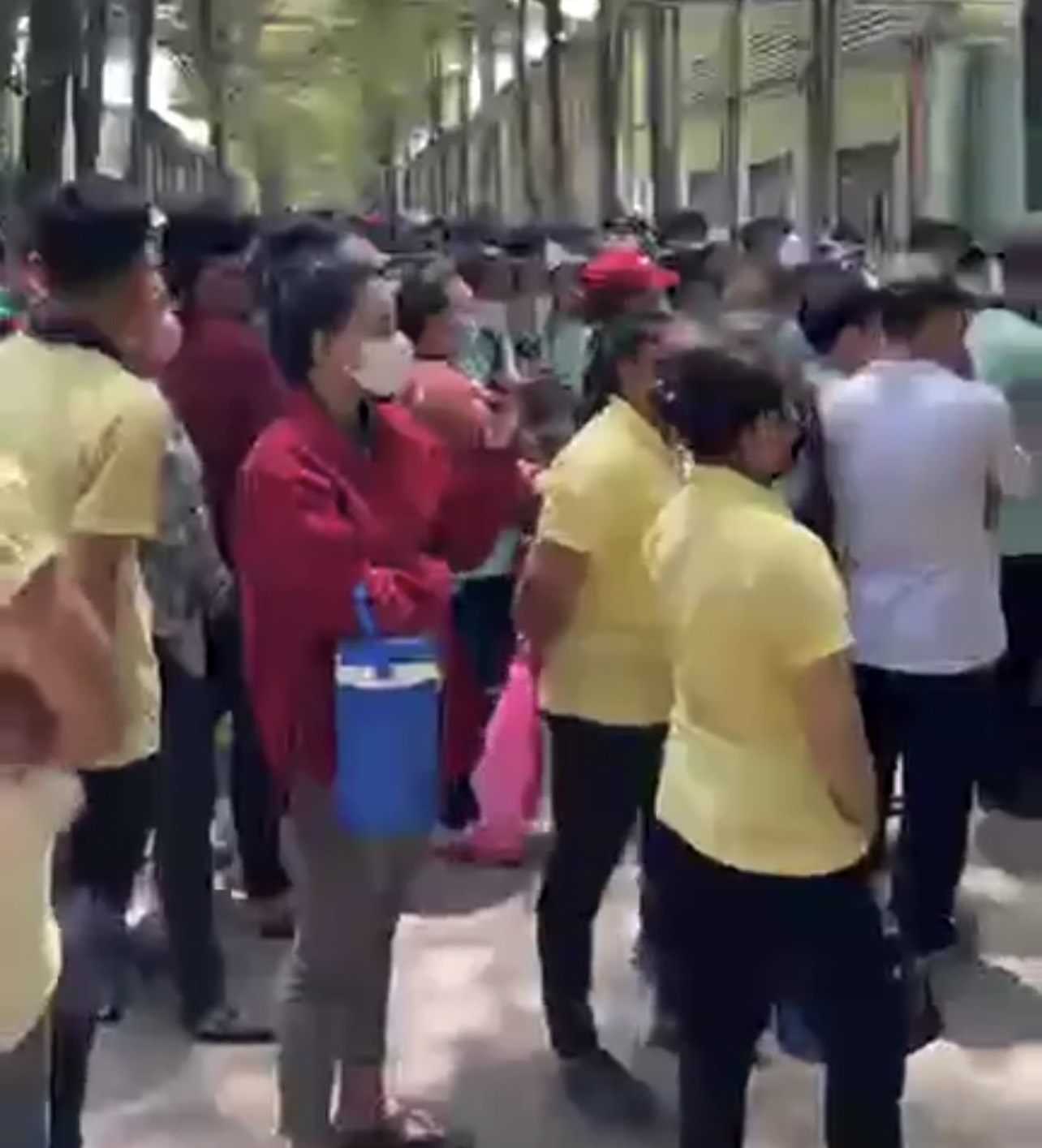 Công nhân Công ty CP Green River Furniture vẫn chưa trở lại làm việc