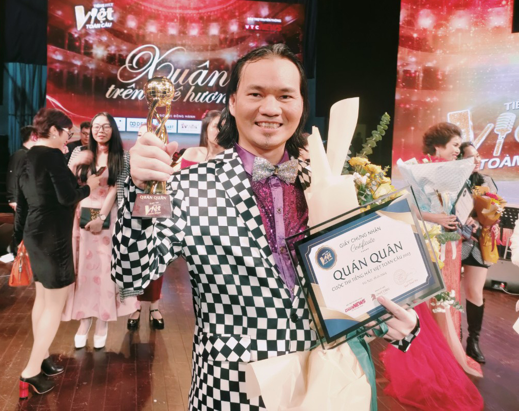 Thuy Vu (AC&M) is the champion of "Global Vietnamese Singing"