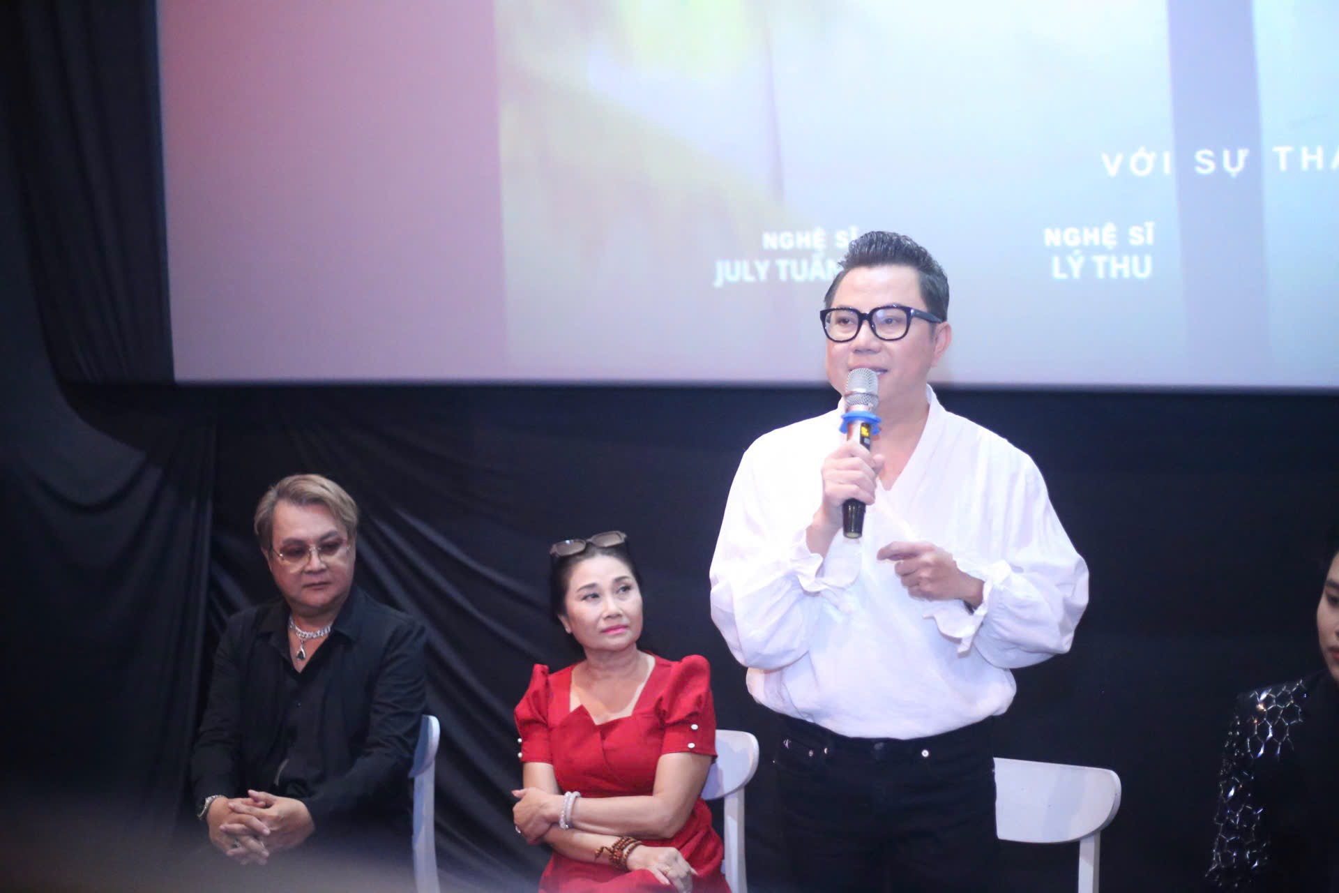 Giai điệu quê hương qua giọng ca gen Z