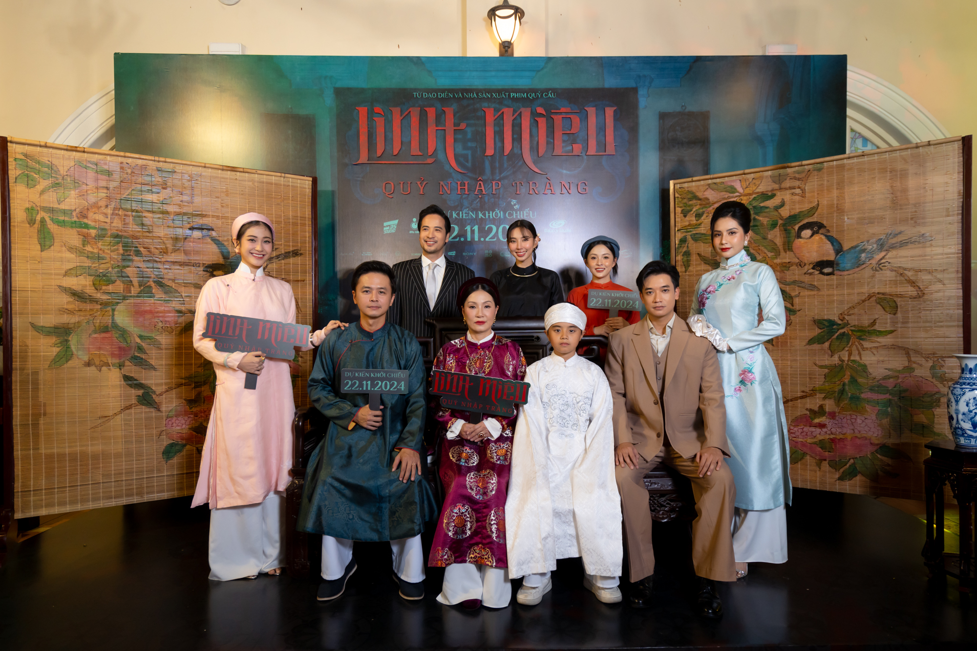 Hồng Đào hết lời khen ngợi Hoa hậu Thùy Tiên