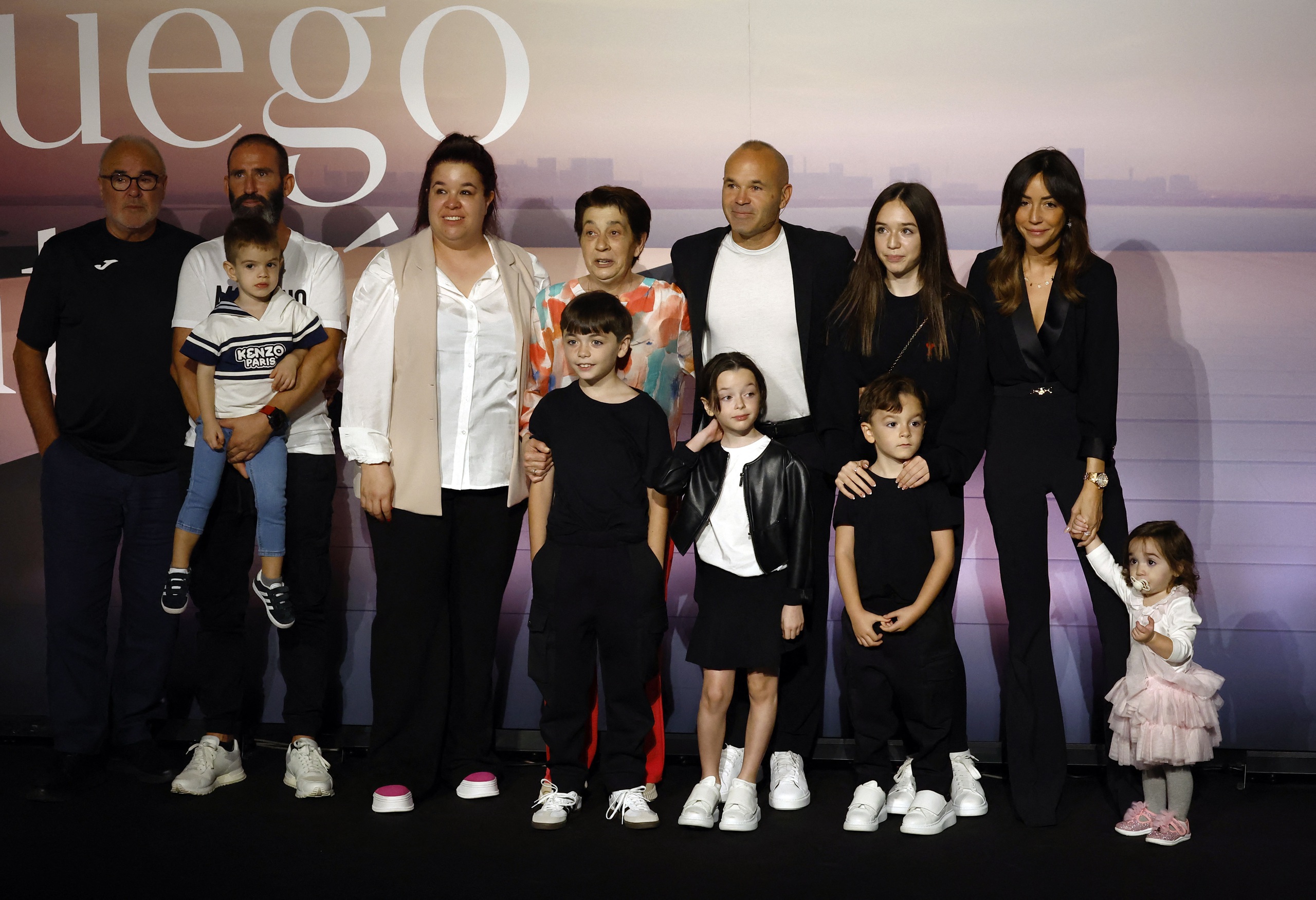 "Cây trường sinh" Andres Iniesta chính thức giải nghệ ở tuổi 40