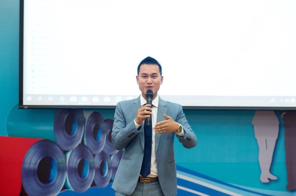 MC Chí Cường: Bán hàng trước hay xây dựng thương hiệu cá nhân trước?