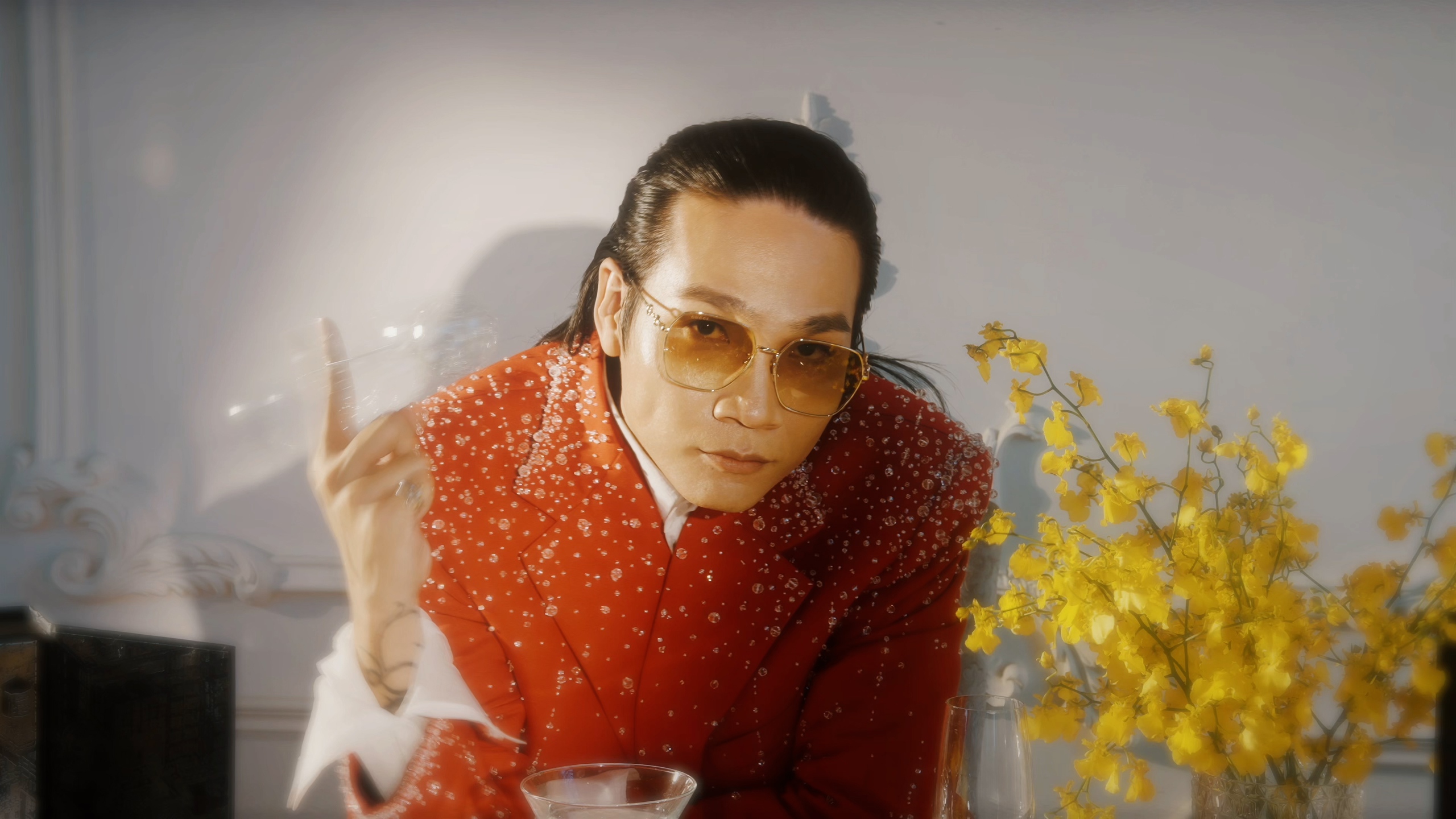 Rapper Wowy tái xuất với ngoại hình gây bất ngờ