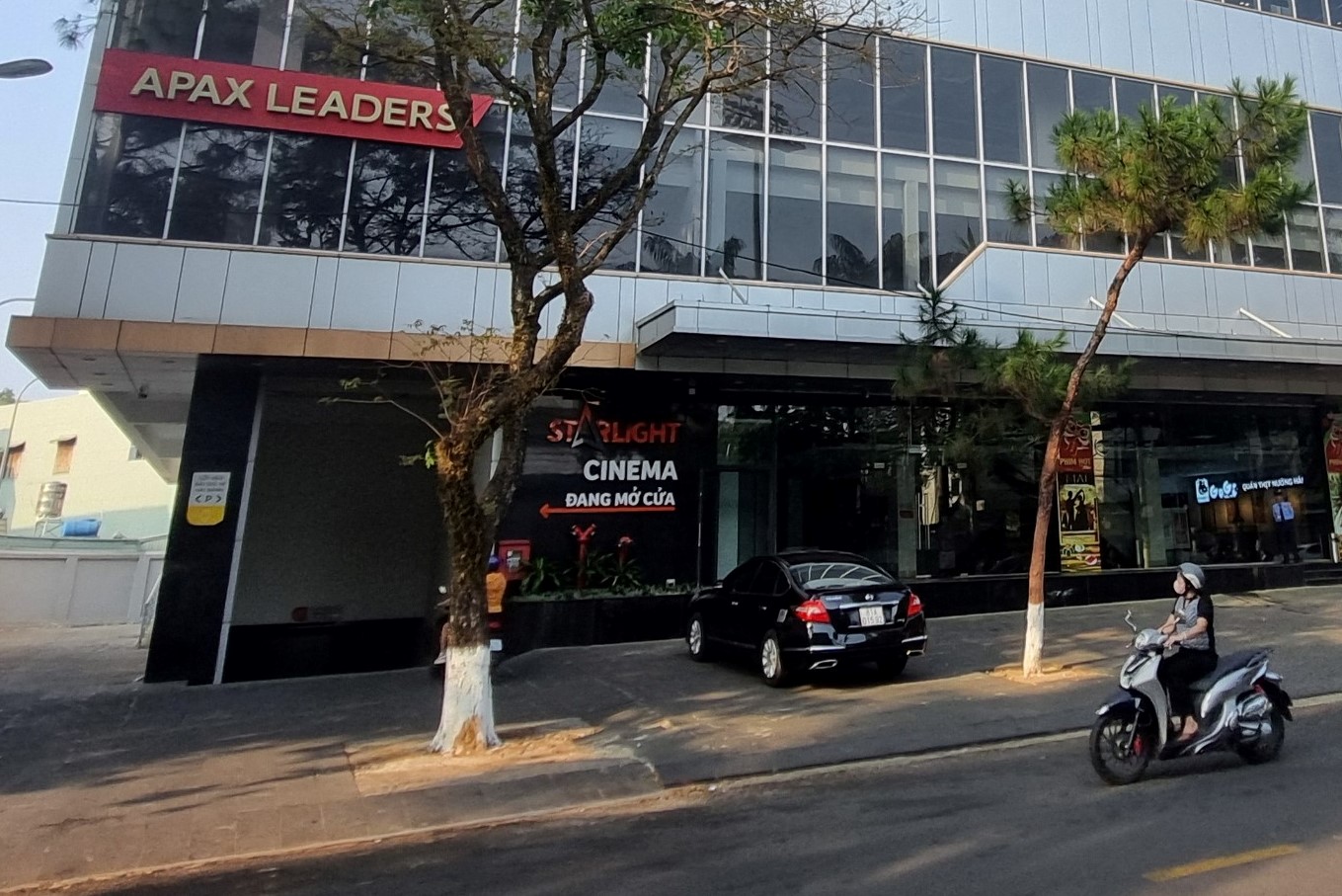 Trung tâm Ngoại ngữ Apax Leaders ngừng hoạt động, phụ huynh trầy trật ...