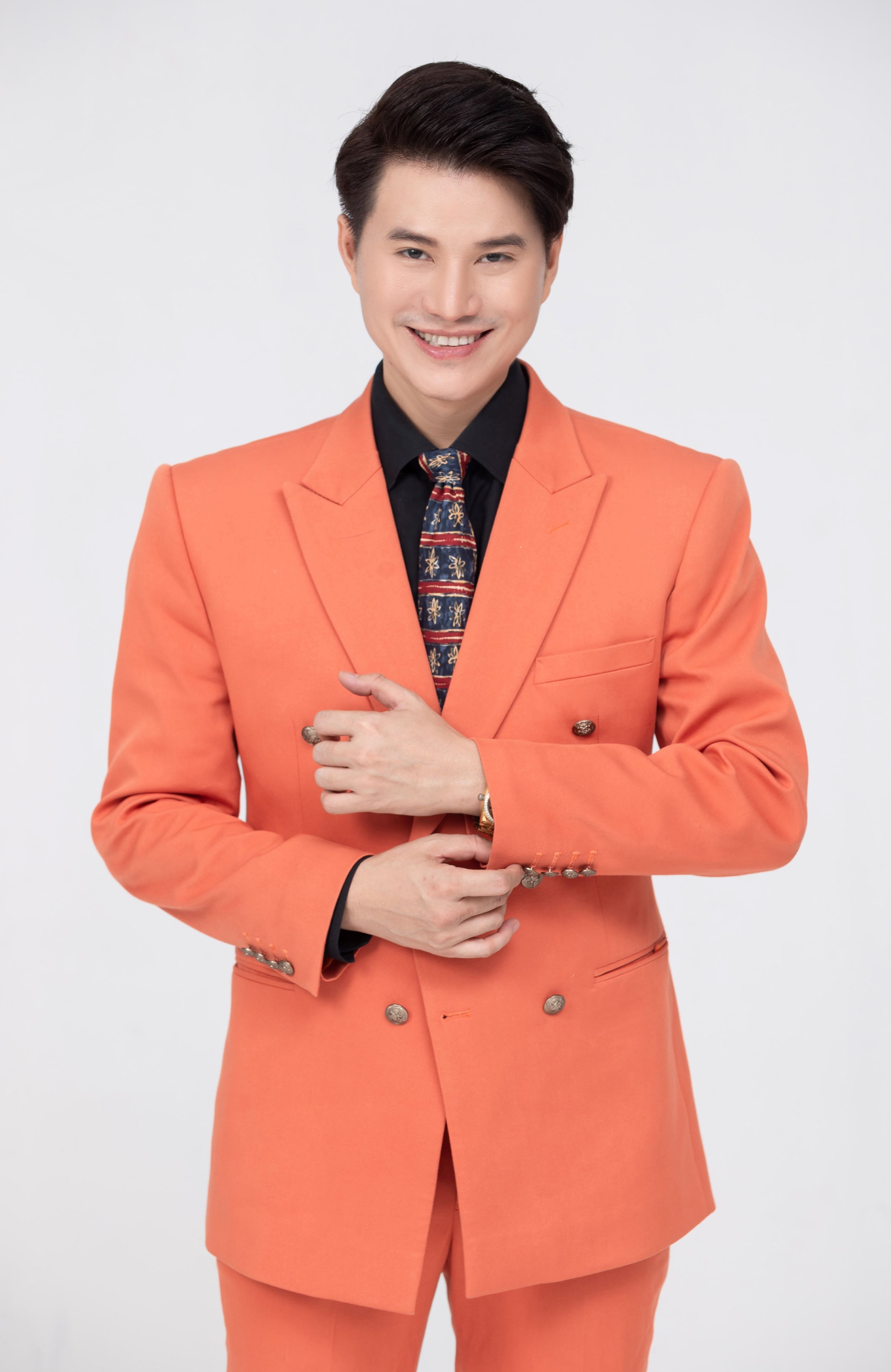 MC Vũ Mạnh Cường: Luôn hành động một cách thức thời