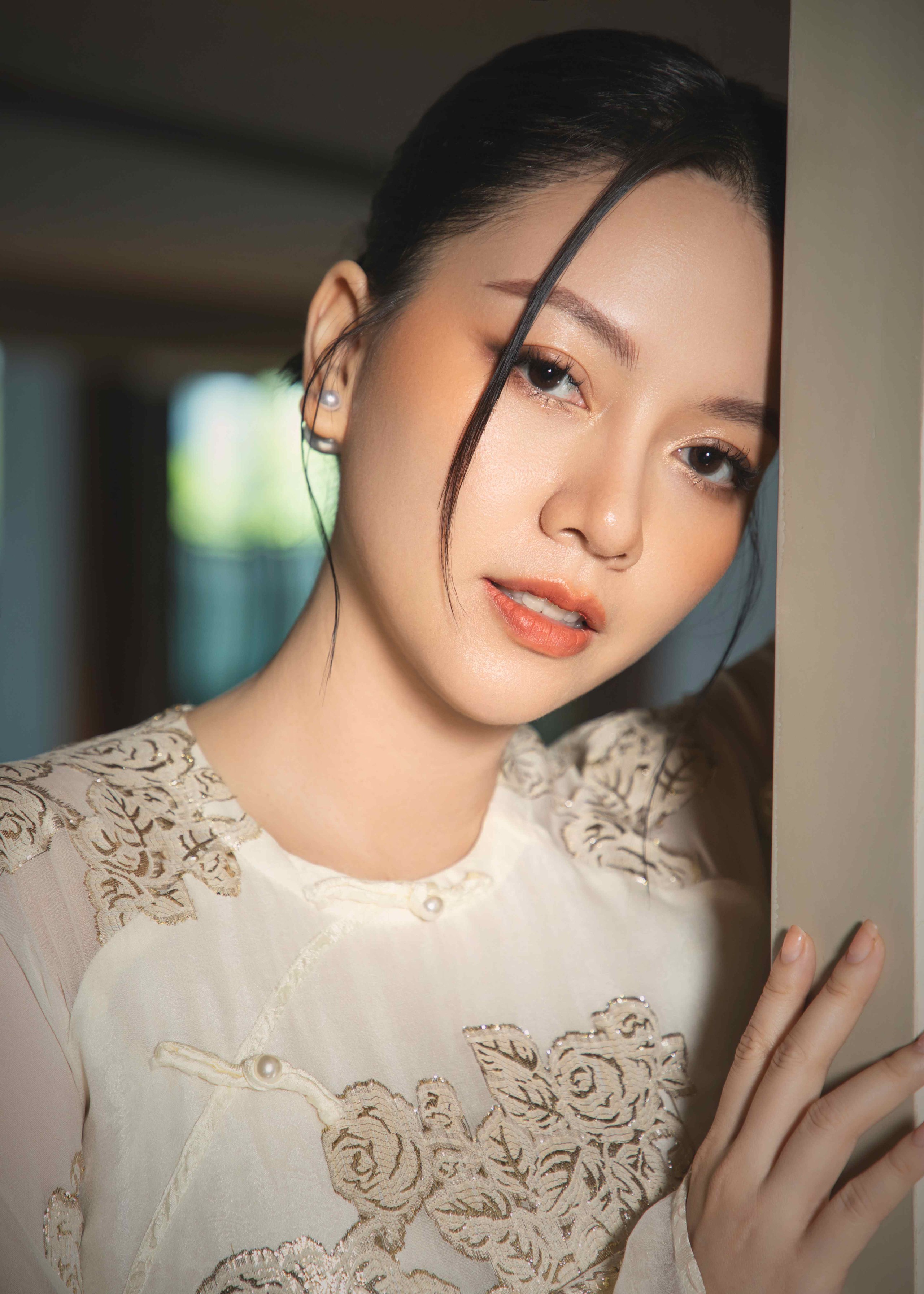 Băng Di: "giấc mơ làm đại sứ áo dài thành hiện thực"