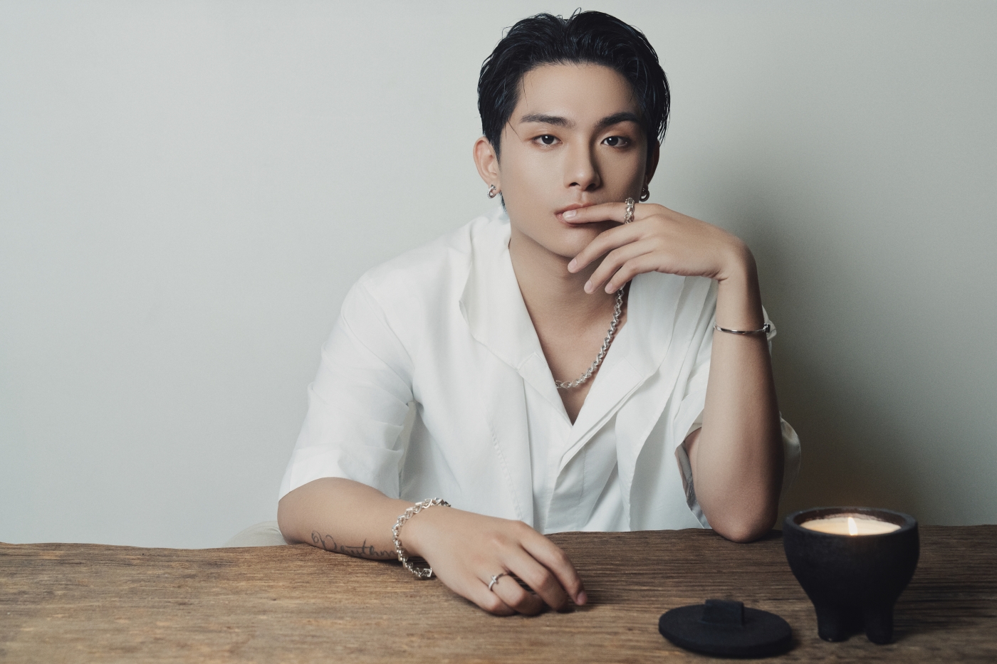 "Hoàng tử nhạc số" GREY D "comeback"