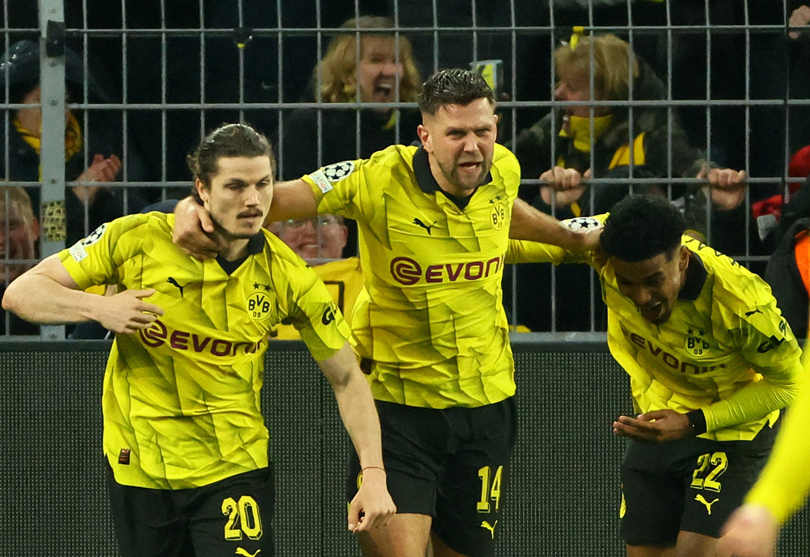 Cựu cầu thủ Man United tỏa sáng, Dortmund quật ngã Atletico Madrid