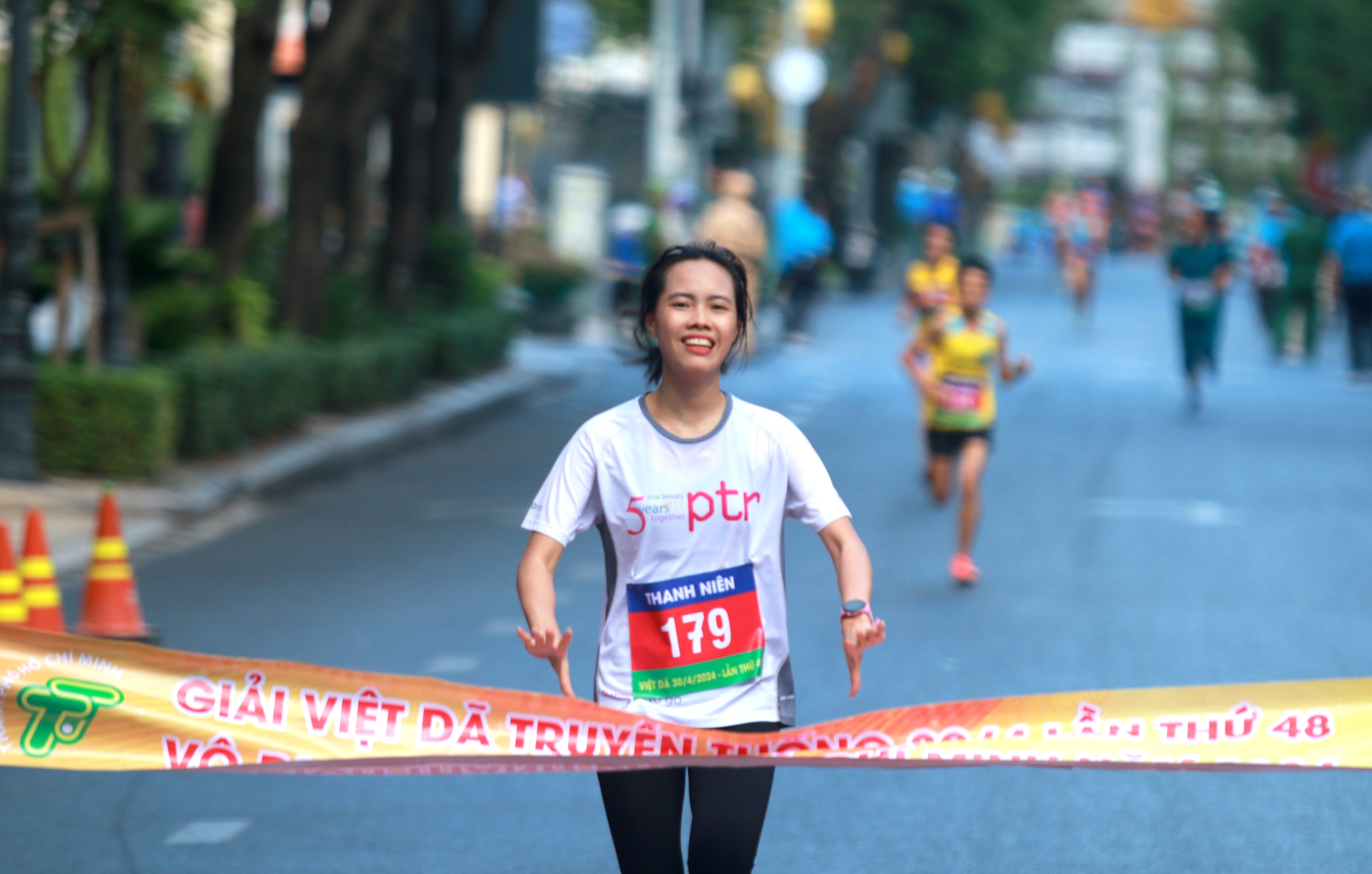 Quận 5 nhất toàn đoàn Giải Việt dã truyền thống 30-4 TP HCM