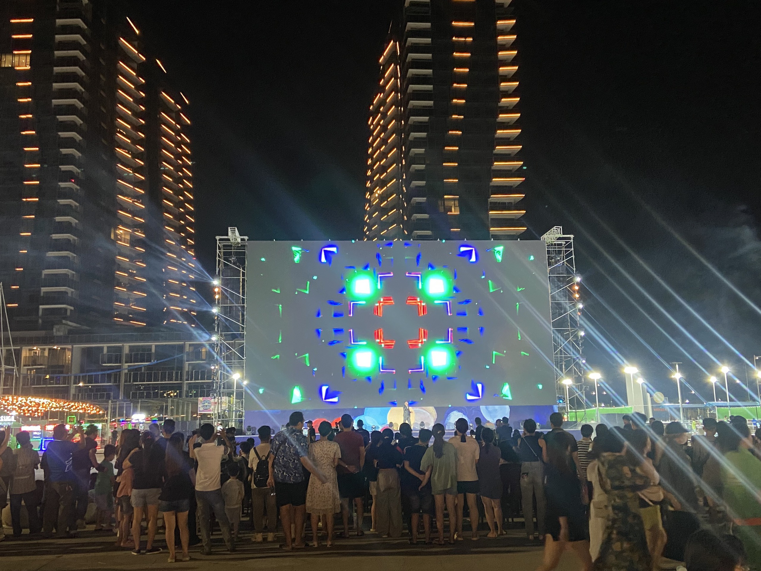 Isaac: "Song Lang mang Phát đến cuộc đời tôi!"