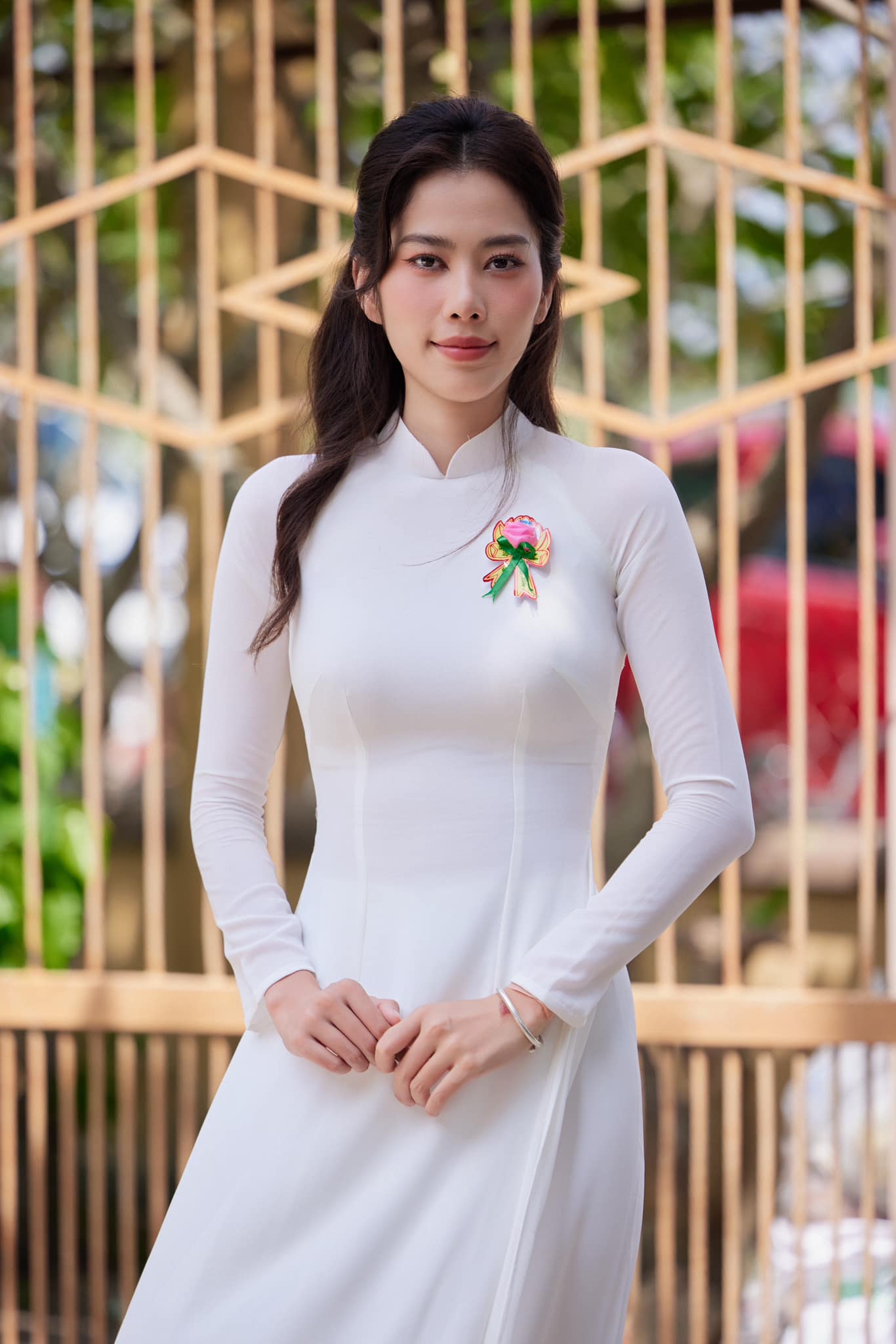 Chia tay bị đòi tiền tỉ, Nam Em "chưng hửng"