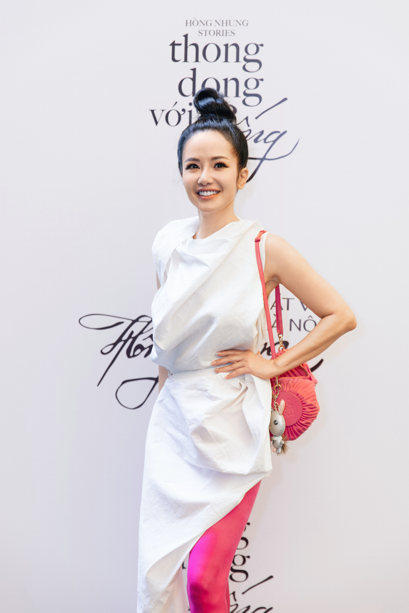 Không còn ca sĩ Hồng Nhung nữa!