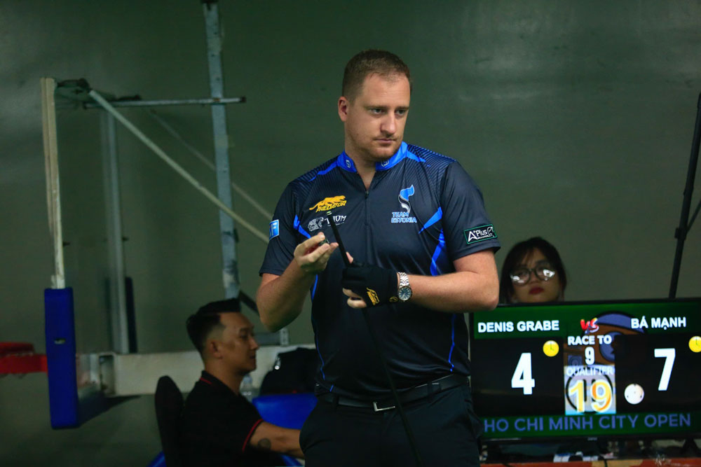Cao thủ thua sớm tại Giải billiards pool HCMC