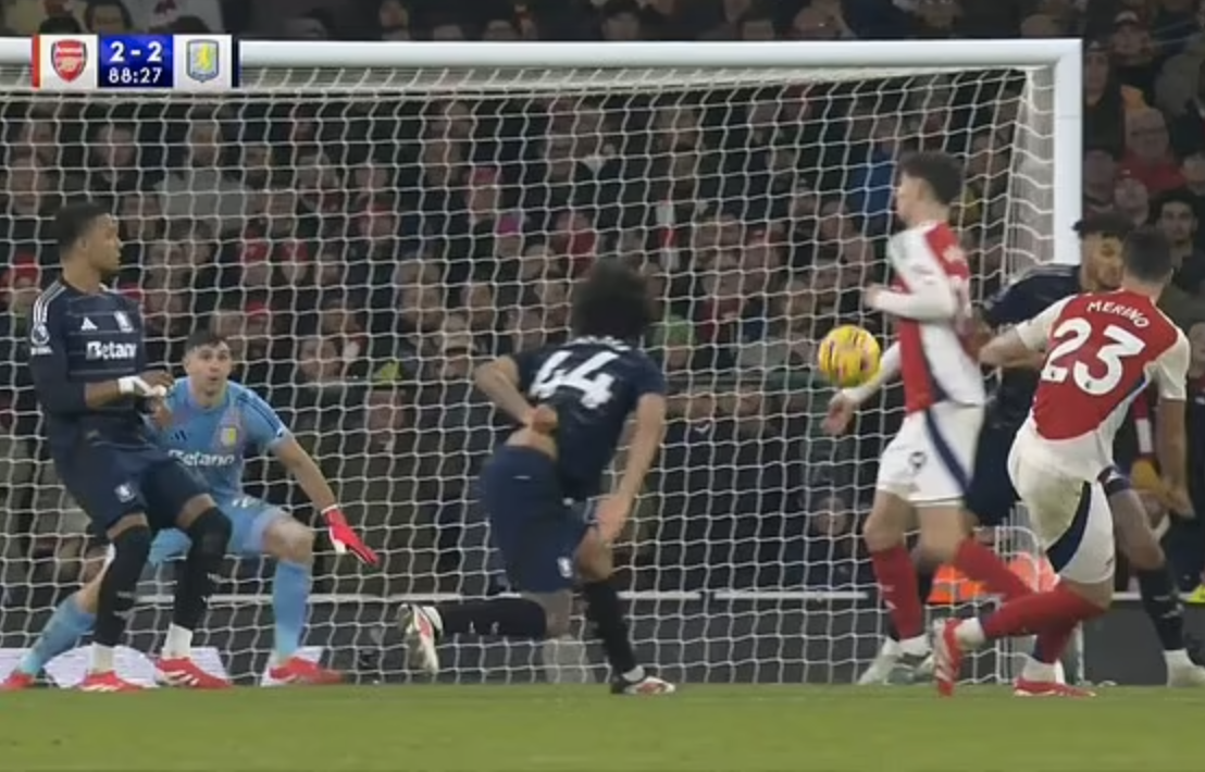 Liverpool bùng nổ phút bù giờ, Arsenal đánh rơi chiến thắng tiếc nuối