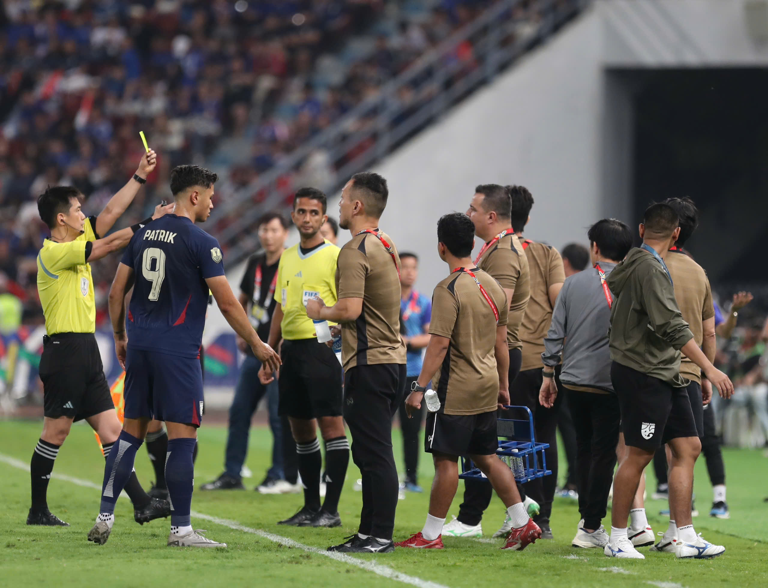 Tuyển Thái Lan bị lên án vì bàn thắng thiếu fair-play